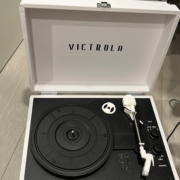 Media | Victoria Record Player Vintage White | Poshmark